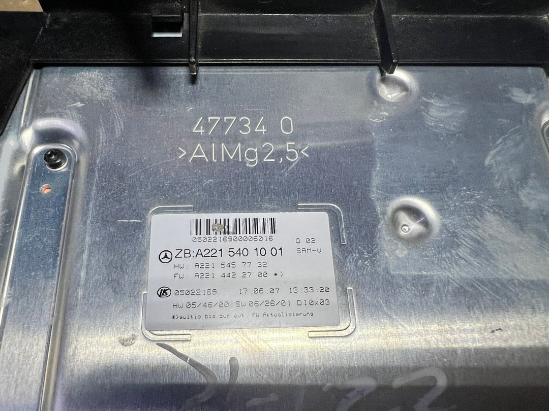 Mercedes W221 S-Class Front Fuse Relay Box SAM Control A221 5404550 ...