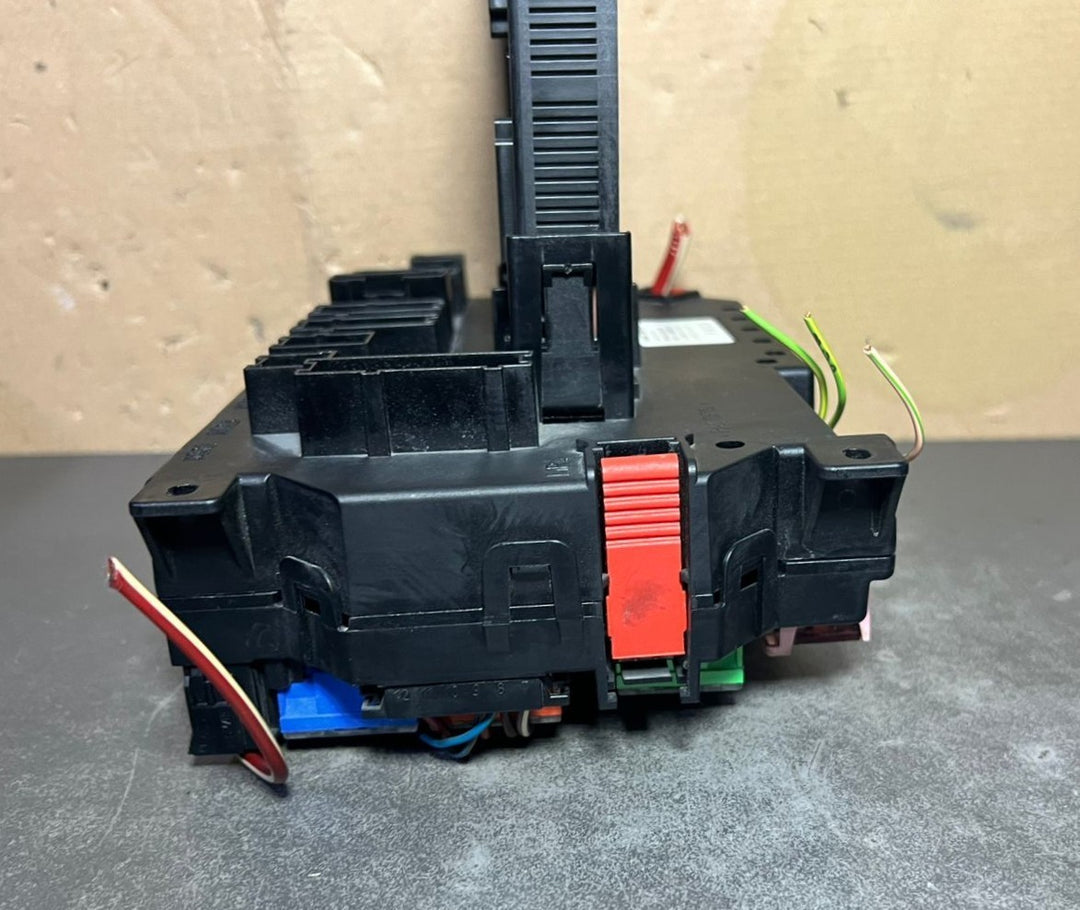 Mercedes W221 S-Class Front Fuse Relay Box SAM Control A221 5404550 ...